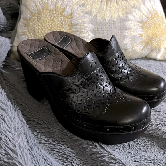 Clarks | Shoes | Clarks Clog 9m | Poshmark